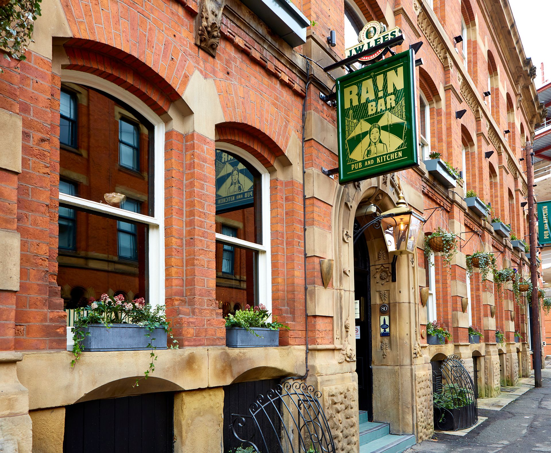 Beer Garden - RAIN BAR