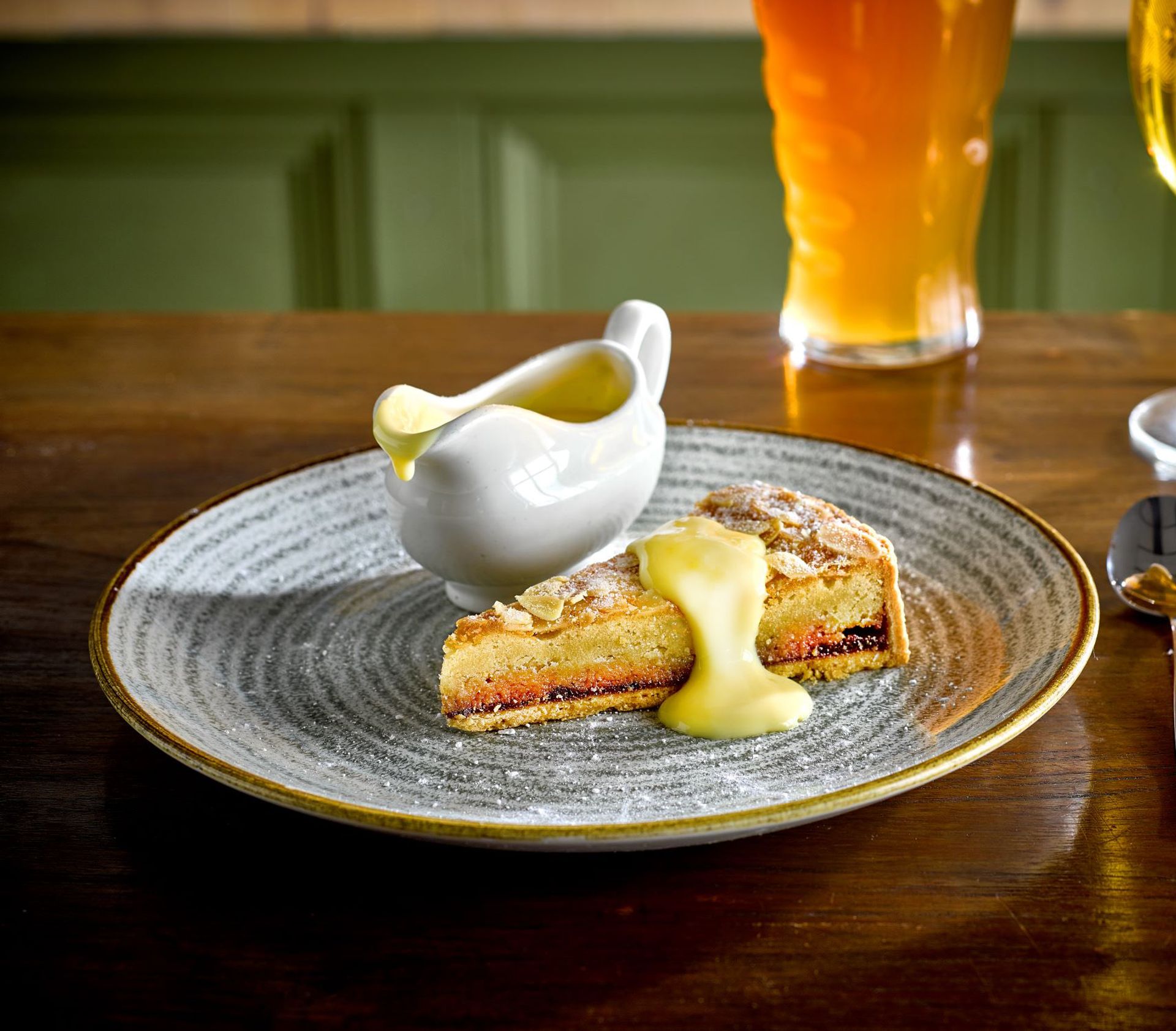 Rain Bar | The best pub food and Sunday roast in Manchester