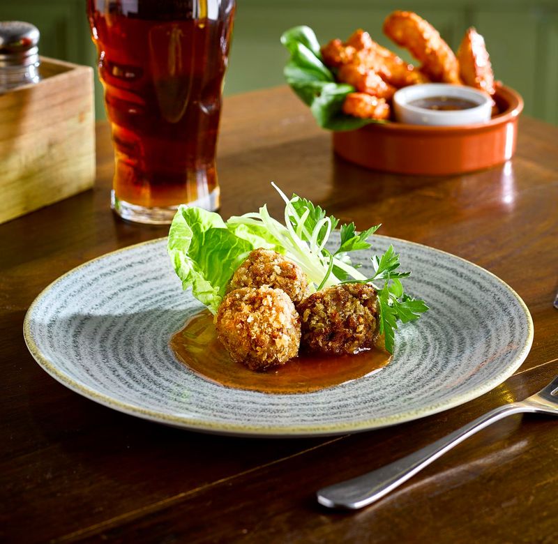 Rain Bar | The best pub food and Sunday roast in Manchester