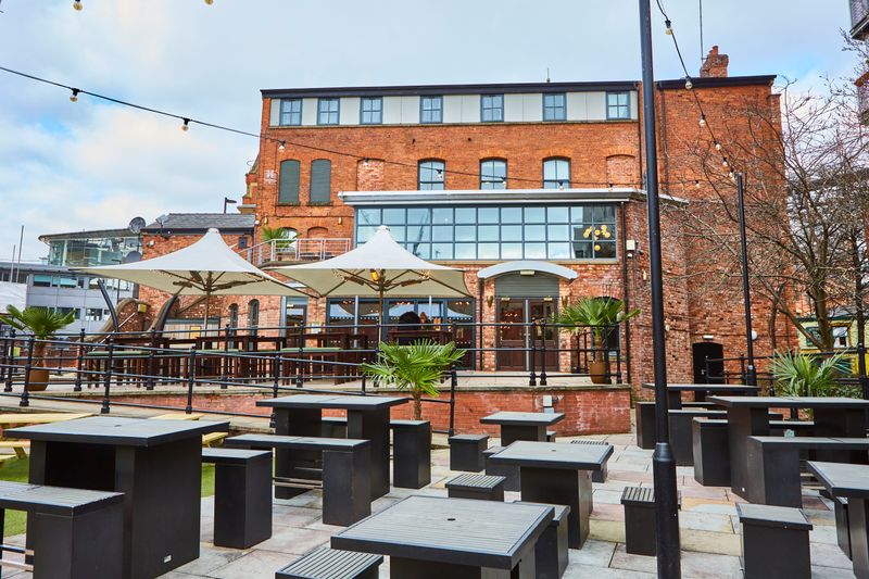 Beer Garden - RAIN BAR