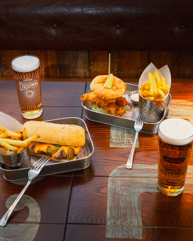 Rain Bar | The best pub food and Sunday roast in Manchester